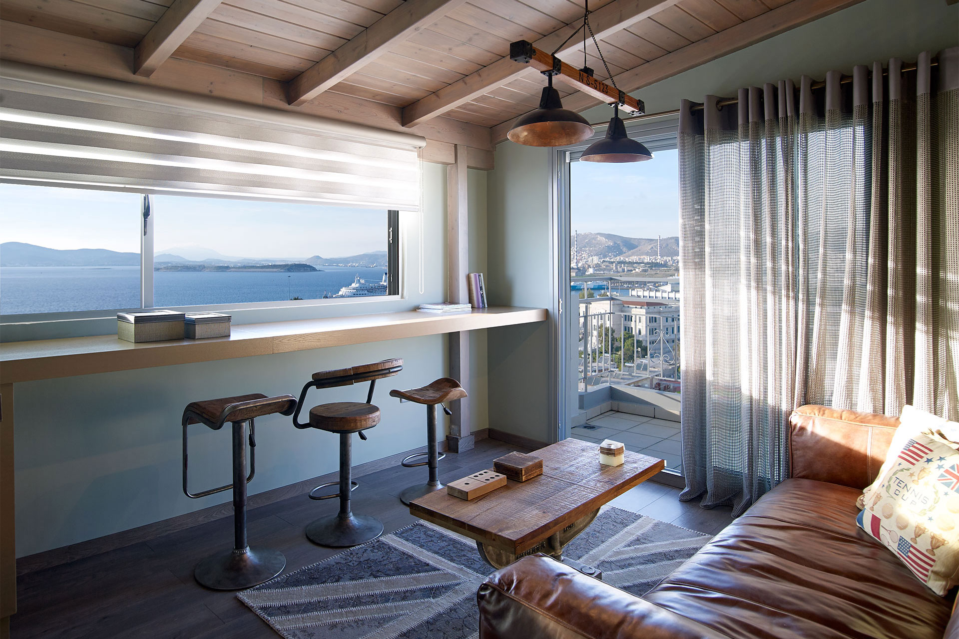 Rustic studio in Piraeus – Lime Deco